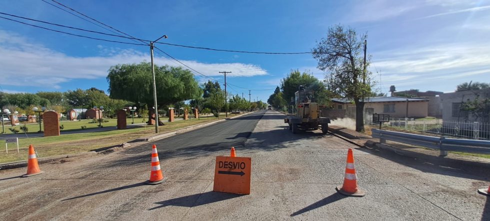 MONTE COMÁN AVANZA CON MÁS OBRAS: ASFALTO, URBANIZACIÓN Y PARQUE LINEAL ...